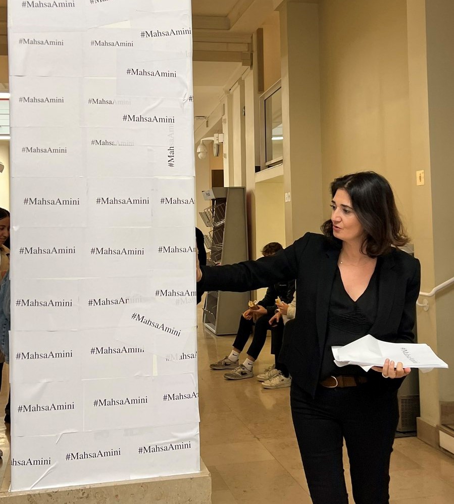 Hanieh Delecroix salue la mémoire de Mahsa Amini | Tout le Palais ...